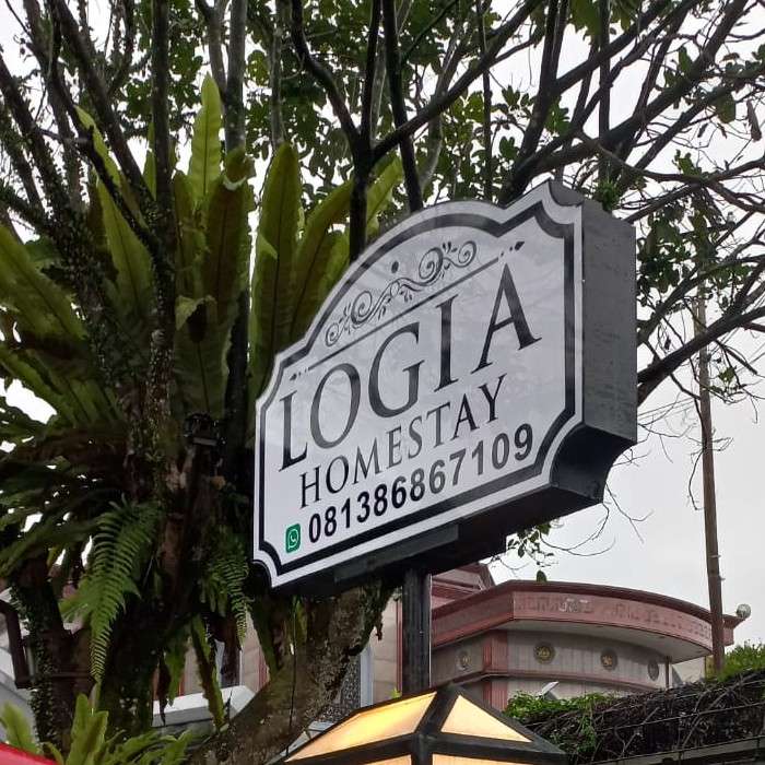 Neon Box Untuk Bisnis Laundry Laris Manis